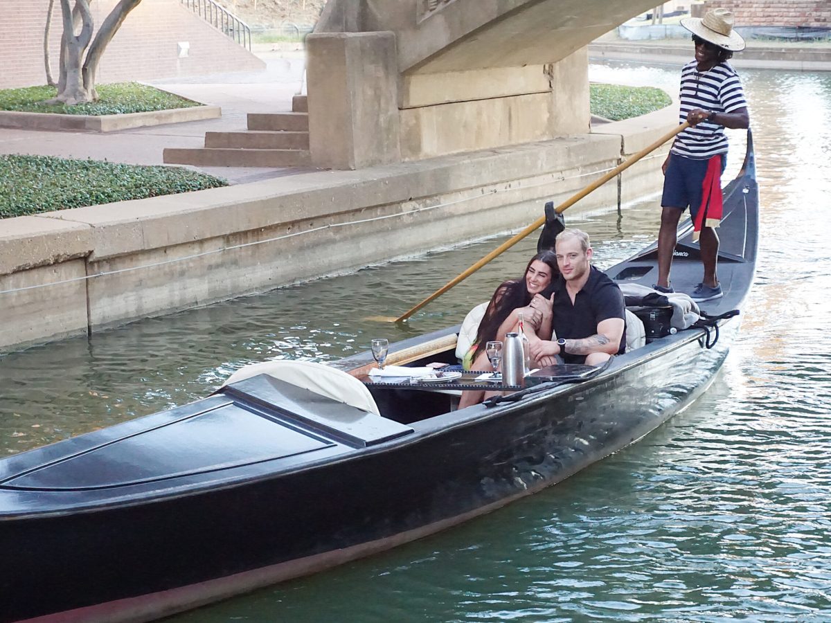 Gondola Adventures Irving | Venetian Gondola Rides in Irving, TX